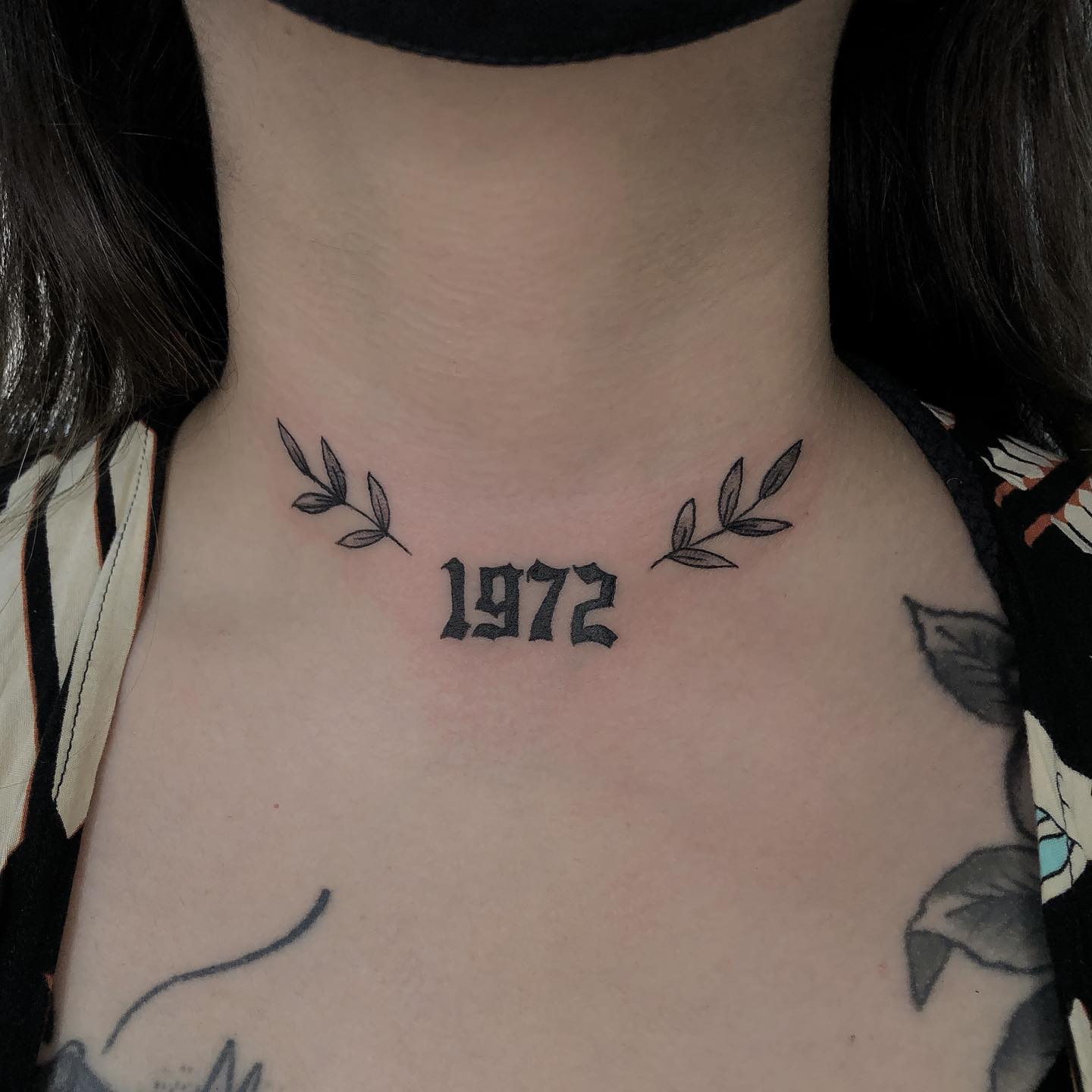 Embrace Simplicity: The Ultimate Guide to Minimalist Tattoos - Weekly ...