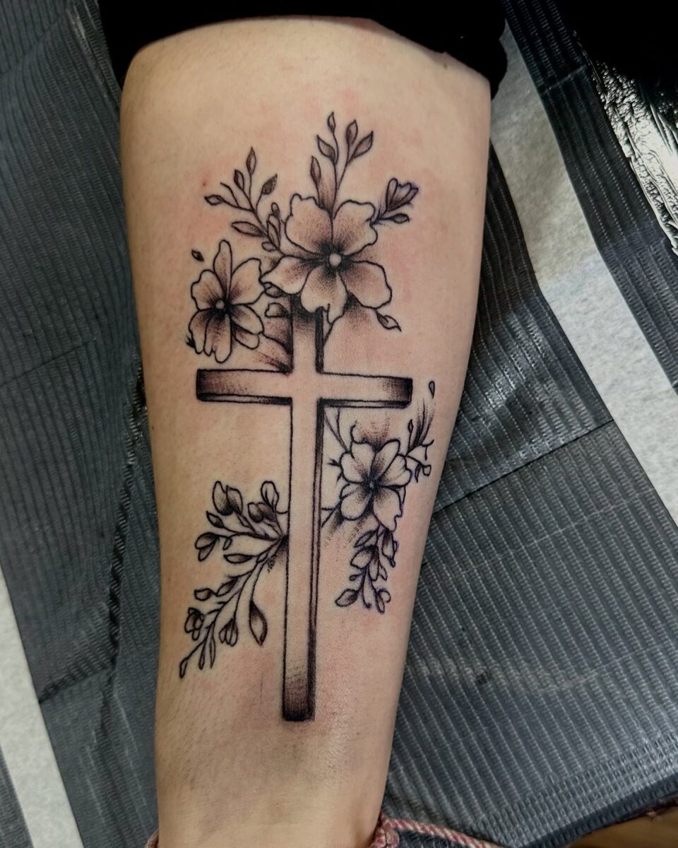 Cross Tattoo Ideas: Ink That Connects Faith, Identity, and Art ...