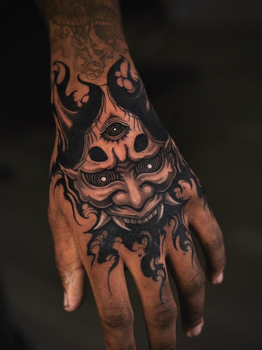 Hand Tattoos: Bold Ink That’s Always on Display - Weekly Tattoo
