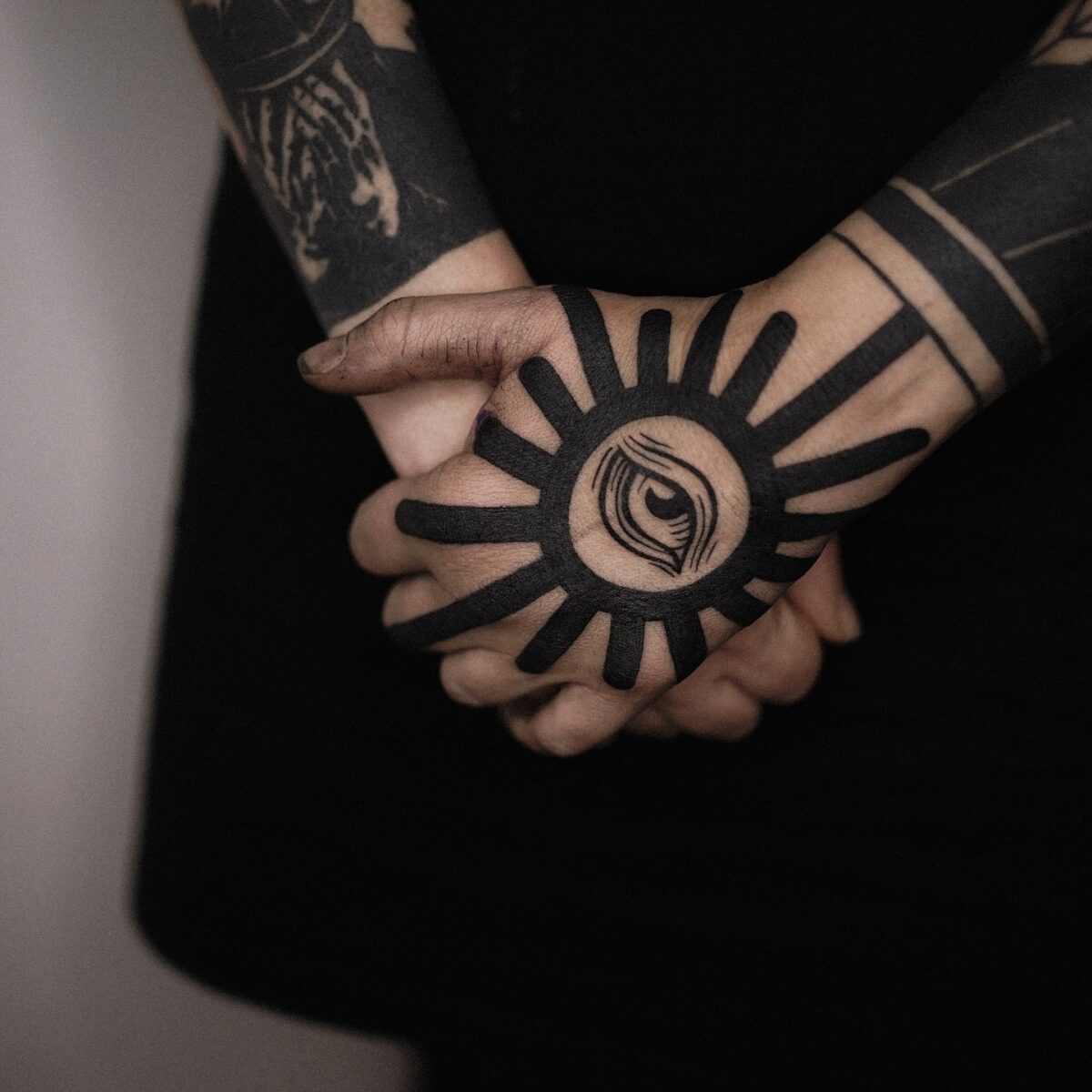 Hand Tattoos: Bold Ink That’s Always on Display - Weekly Tattoo