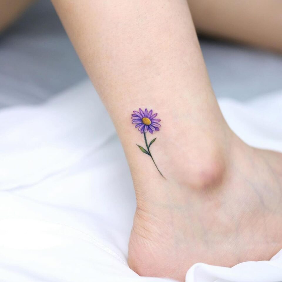 Beautiful Ankle Tattoo Ideas - Weekly Tattoo