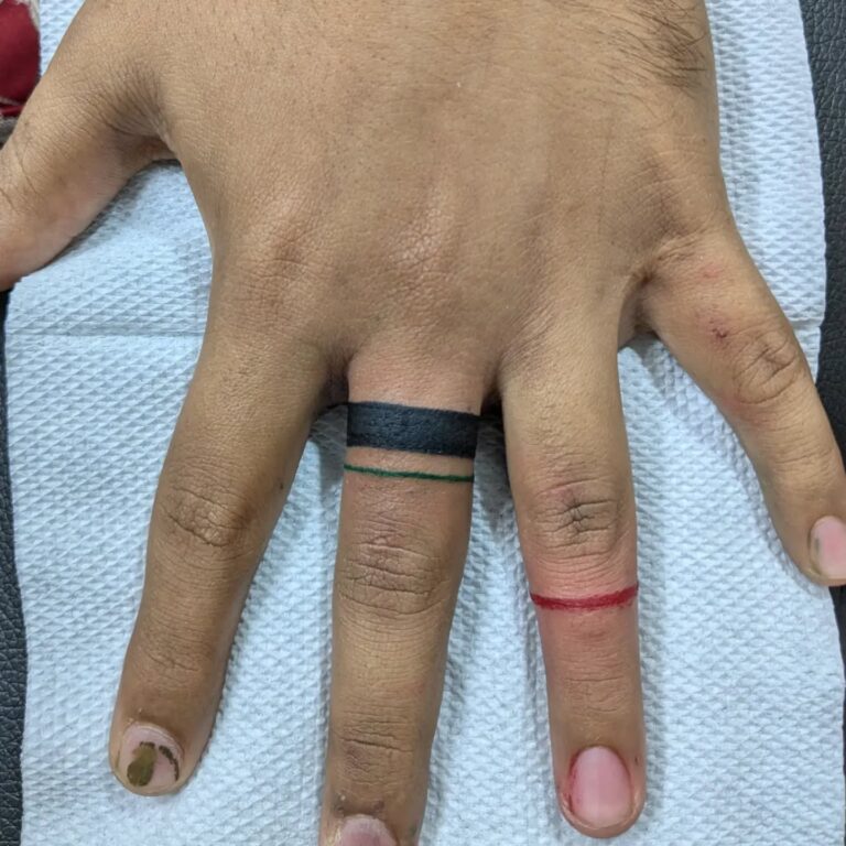 Finger Tattoo Ideas That Make a Big Statement in a Small Space - Weekly ...