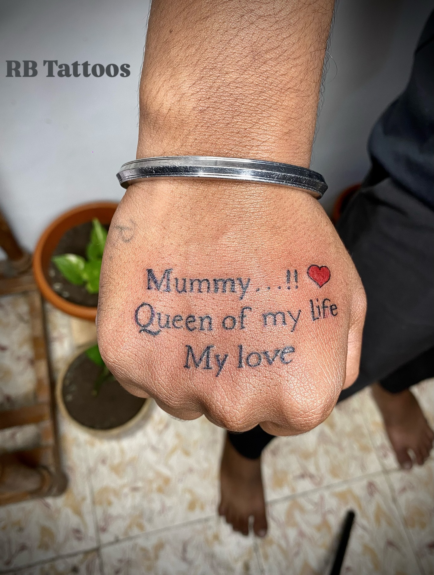 Ink That Speaks From the Heart: Beautiful Mom Tattoo Ideas to Cherish ...