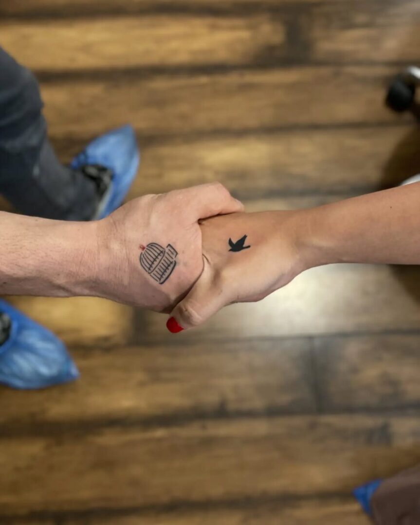 Ink That Connects: How to Choose the Perfect Couple Tattoo Idea ...