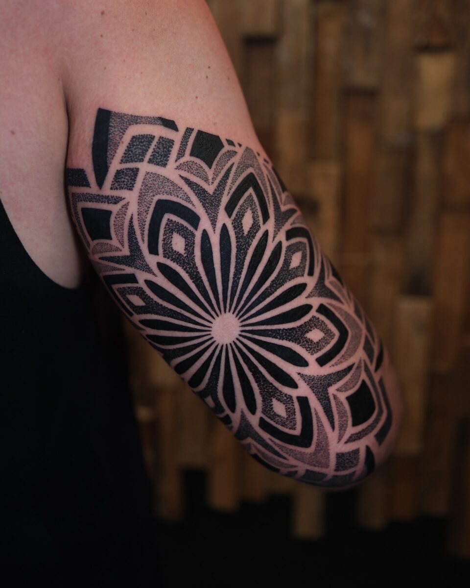 Dotwork Tattoos: Symbols of Precision, Patience, and Artistic Depth ...